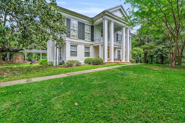 The Montgomery B&b - Entire Property - Starkville, MS