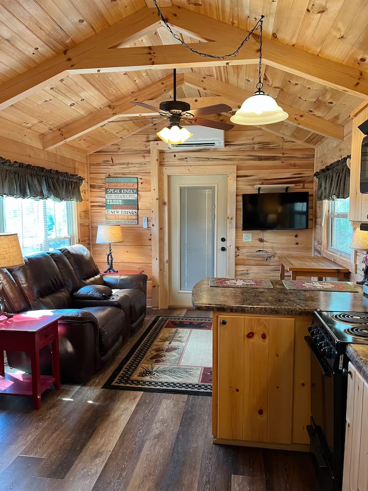 Lake James Cabin | Screened Porch+boat/swim Access - Lake James, NC