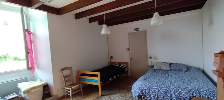 Chambre Haut Perchée Avec Vue Solaire - Martel