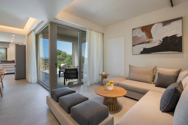 Villa Aska — Deluxe 4br With Pool, 15' From Chania - Chania