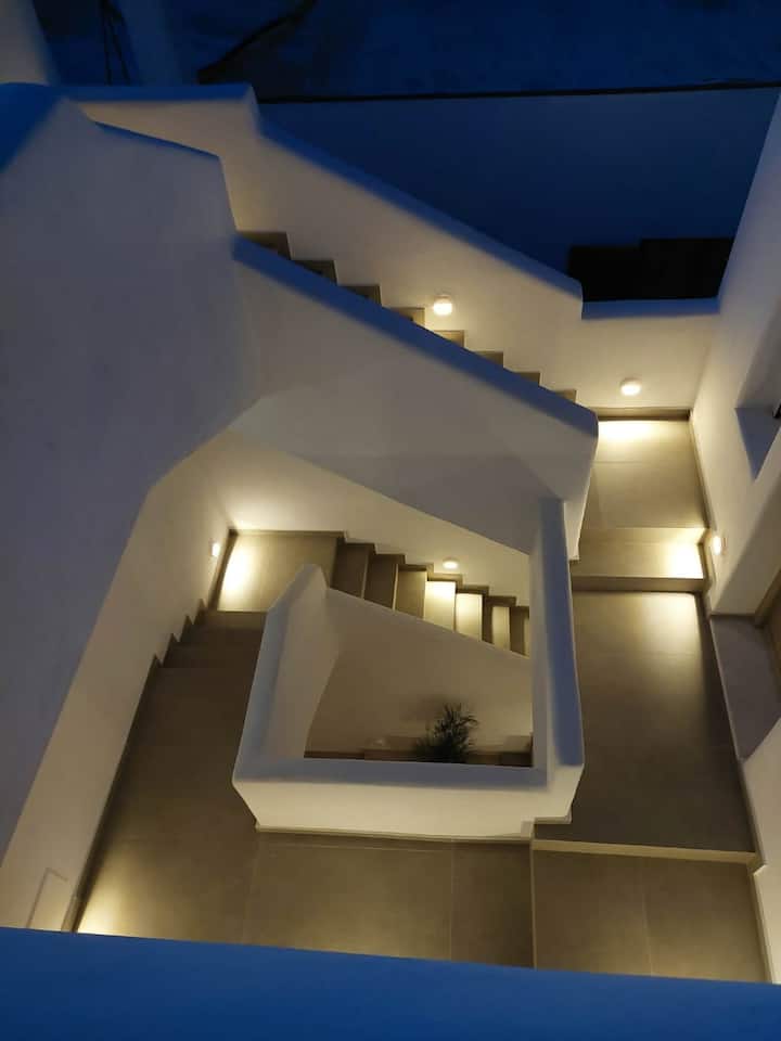 Centrally Located Apartment In Naxos Town - Naxos