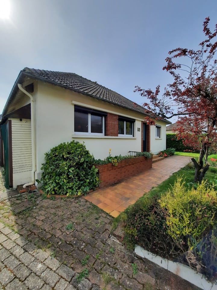 Maison Familiale Des Années 60 Rénovée Avec Jardin - Deauville