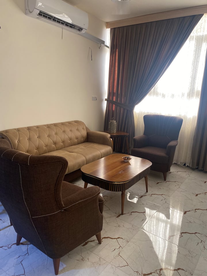 Warm & Welcoming Karada Apartment For Tourists - Baghdad