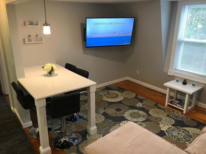 Cozy Cape Escape Near Beach - Falmouth, MA