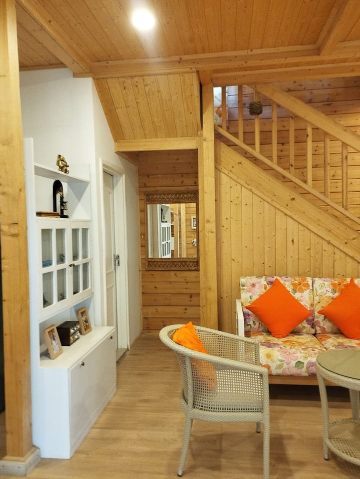 Bayberry Cottage In Seetla / Mukteshwar - Mukteshwar