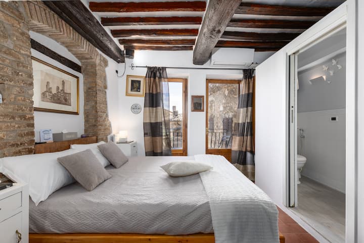 Charme Cugnanesi | Bilocale Nel Cuore Medievale - San Gimignano