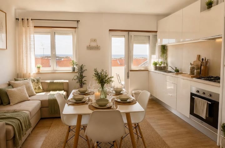 Luzia's Loft - Sea & Mountain View 3-bedroom Apt - Vila Praia de Âncora