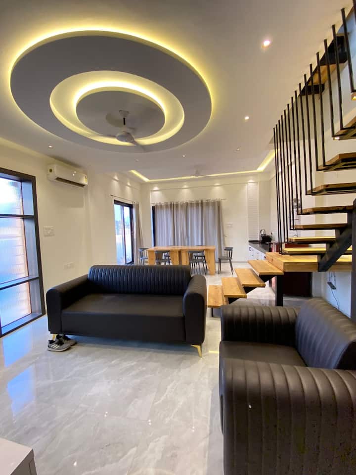 Basilica Villa 3bed With Pool By Phoenix Stays - Igatpuri