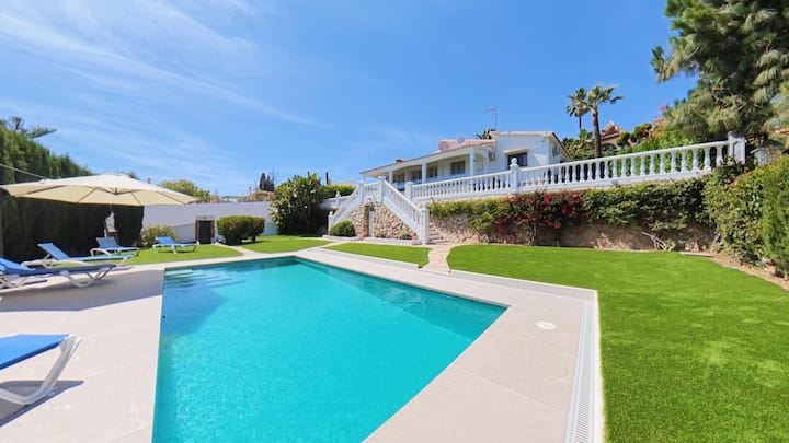 Villa Sursum | Private Pool & Sea View - Torre del Mar