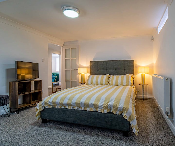 Walmer Garden Flat Beach & Castle + Parking - 딜