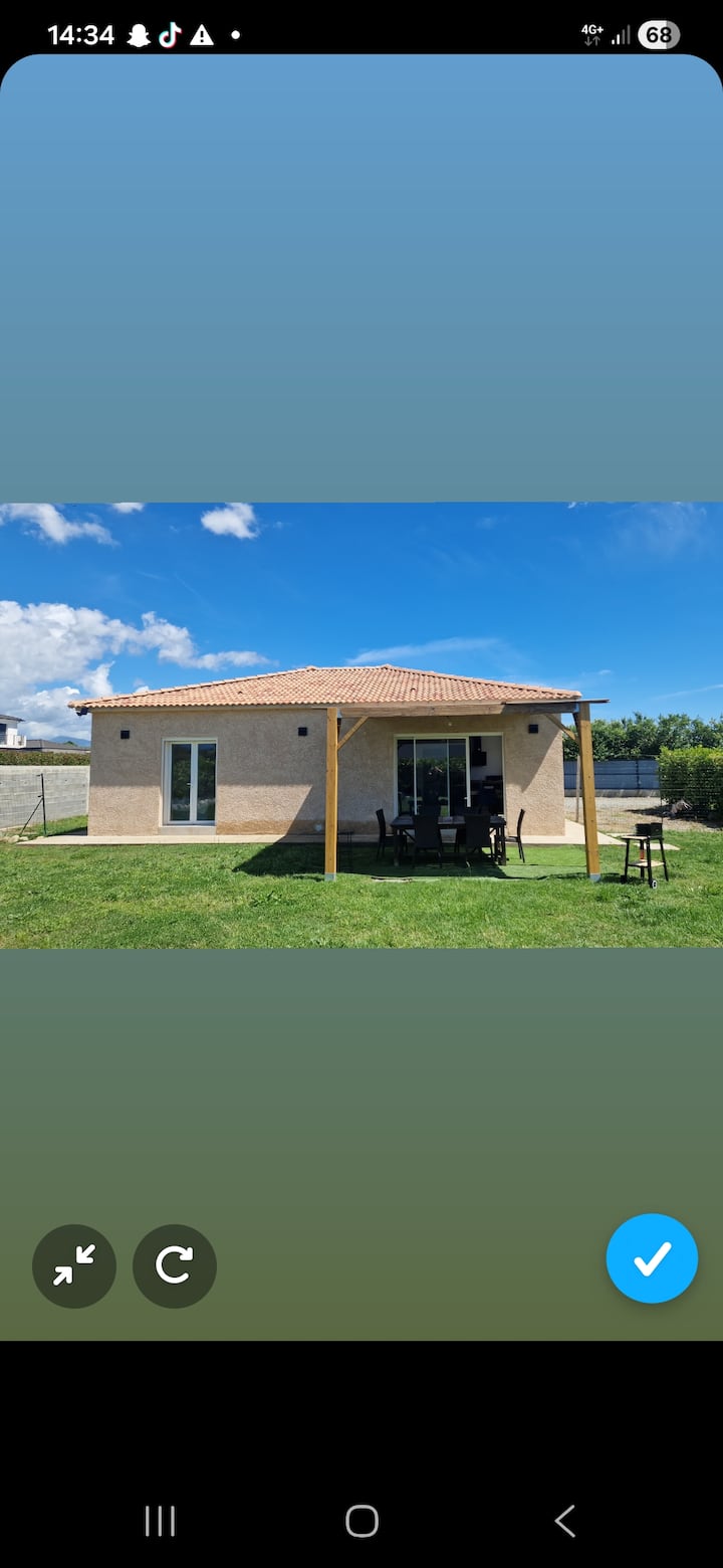 Villa, Individuelle Avec Jacuzzi Et Jardin - Aléria