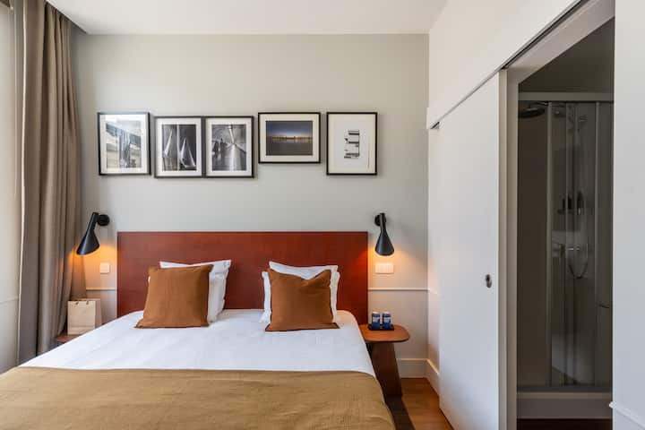 Boutique Hotel Emile - Classic Room - Antwerp, Belgium