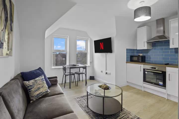 Bedford | Modern | 1-bedapartment | Privateparking - Bedford