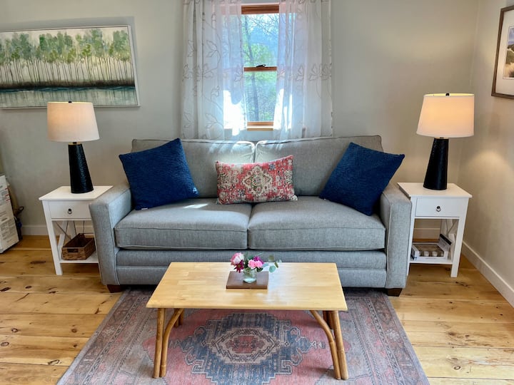 Shipwright Suite: Midcoast Maine Boat Barn Retreat - Rockland, ME