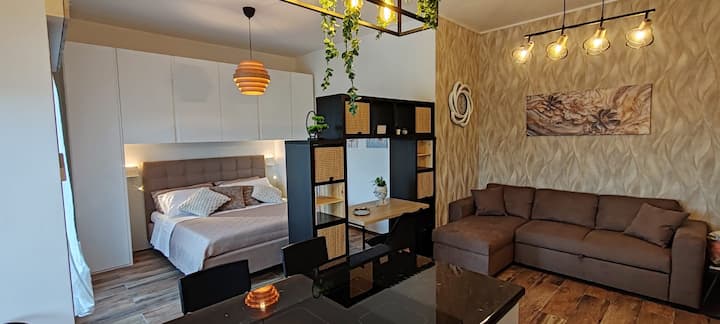 Mini Loft Moderno E Confortevole - Ardea