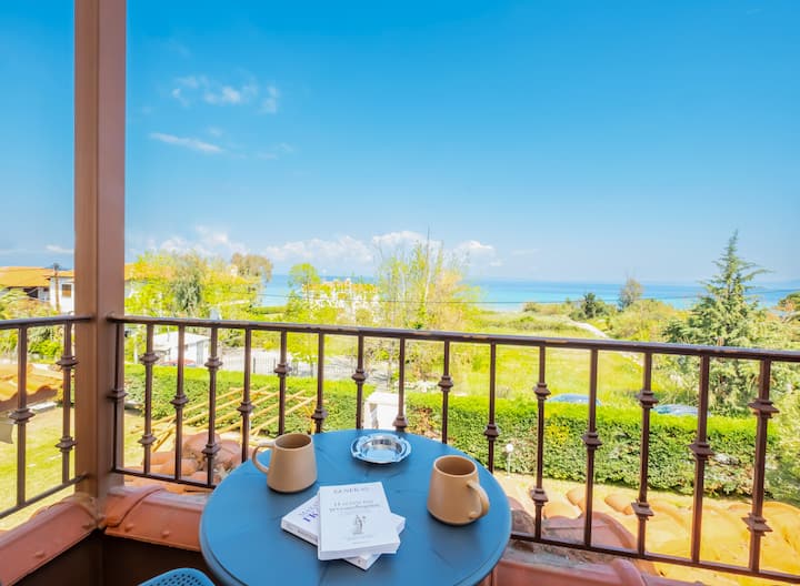 Superior Three Bedroom Villa | Blue Donkey Villas - Halkidiki