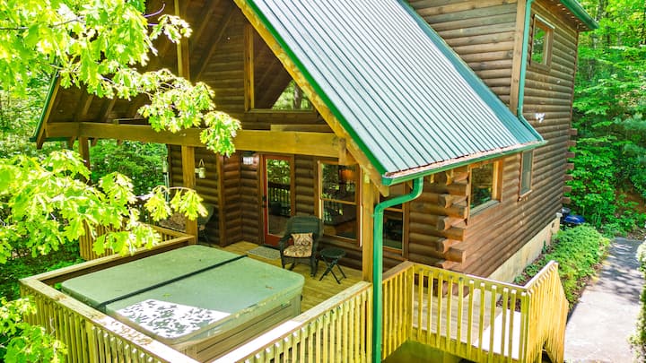 Sylva Serenity - Smoky Mountain Cabin - Sylva, NC