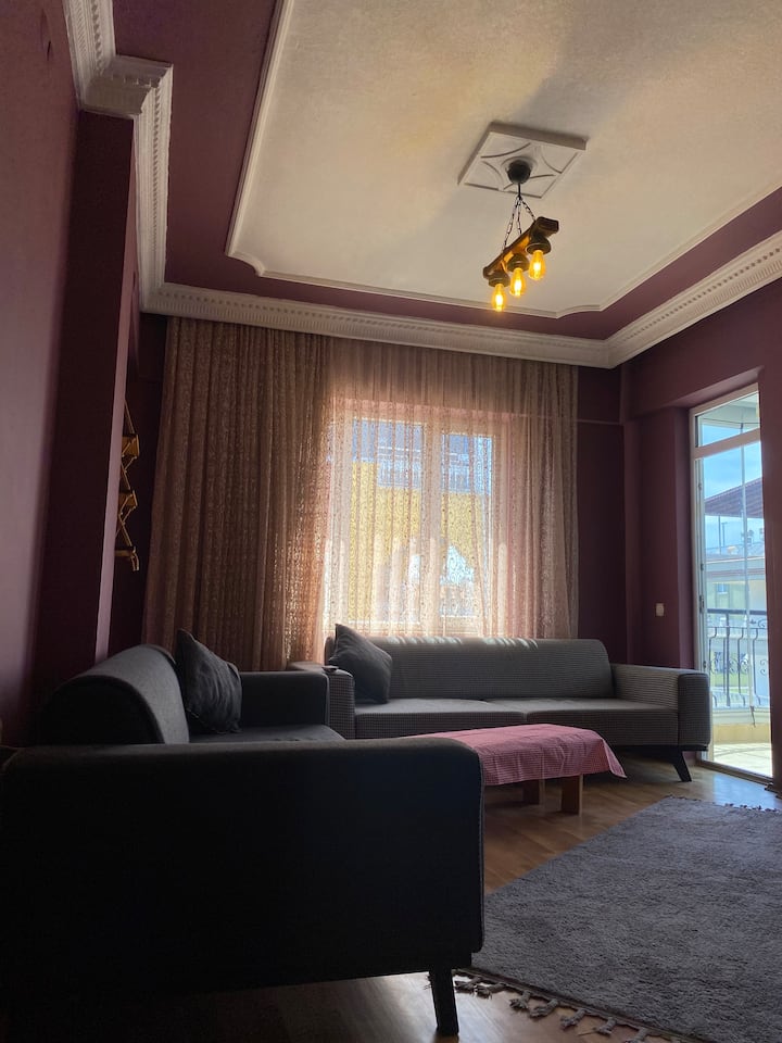 ŞEhrin Merkezinde Cam Balkonlu Huzurlu Köşeniz - Antalya