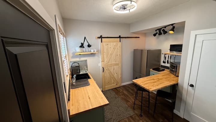 Lester Park One Bedroom - Duluth, MN
