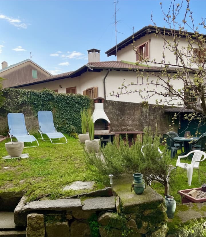 Casa Menta E Rosmarino: Lago, Private Garden E Bbq - Omegna