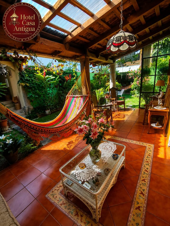 Hotelito Casa Antigua - San Salvador