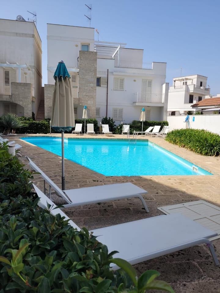Maison Proche De La Mer Avec Piscines Et Terrasses - Nardò