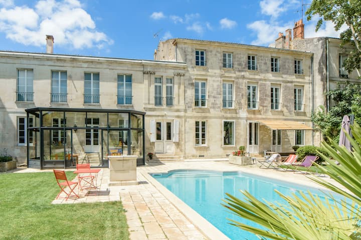 Chambre D'hôtes L'esprit Du 8 - Piscine Et Parking - Rochefort, France