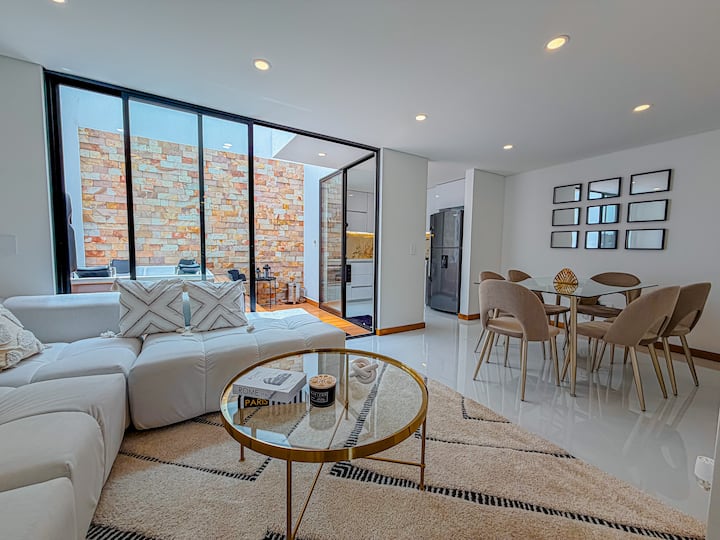 Lujosa Casa/3br/jacuzzi/bbq/parking/la Ceja - La Ceja