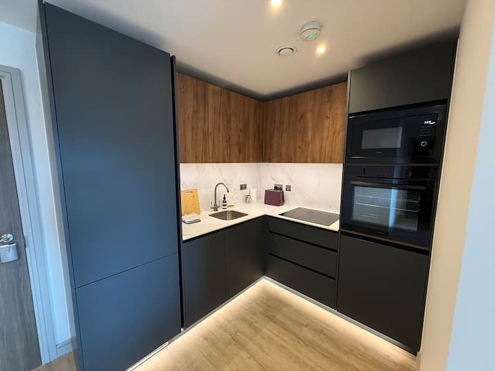 162 Modern City Centre 1 Bed Apartment - Leicester