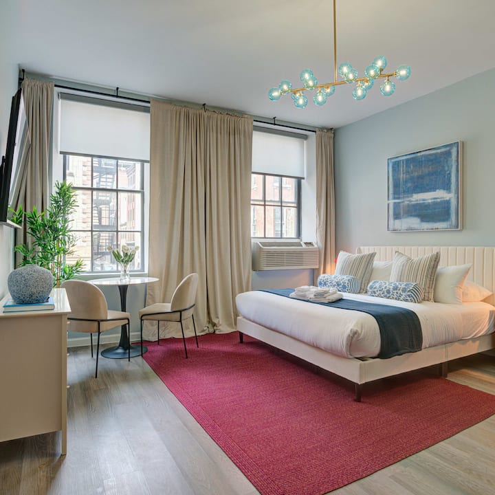 Business Center City Studio | By Rafa Properties - Philadelphia, PA
