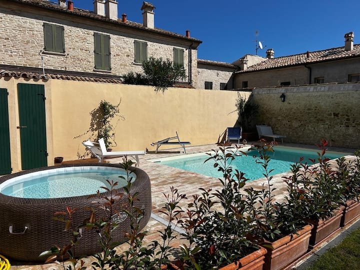 Appartement Dans Un Village Avec Piscine - Pesaro