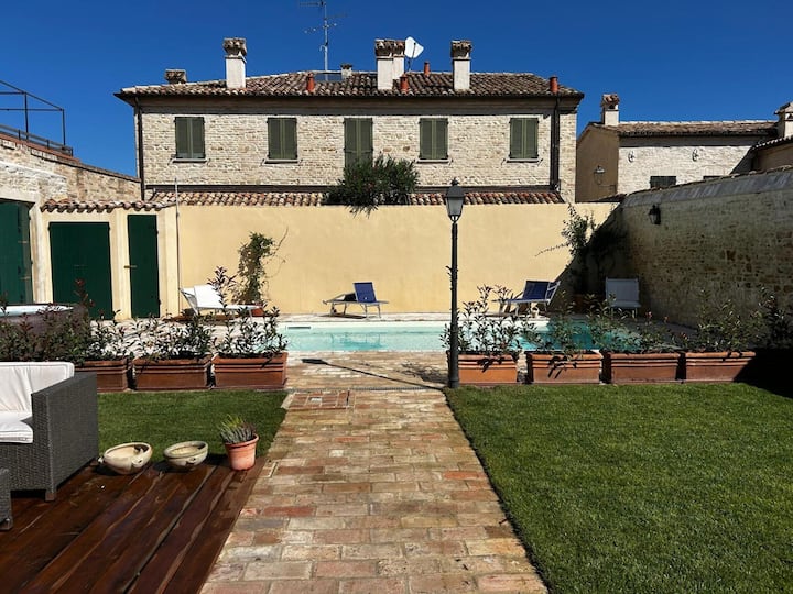 Appartement Dans Un Village Avec Piscine - Pesaro