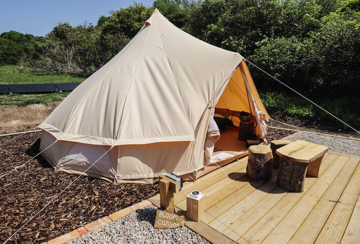 Bloom Canyon Luxury Bell Tent Glamping - Seaford