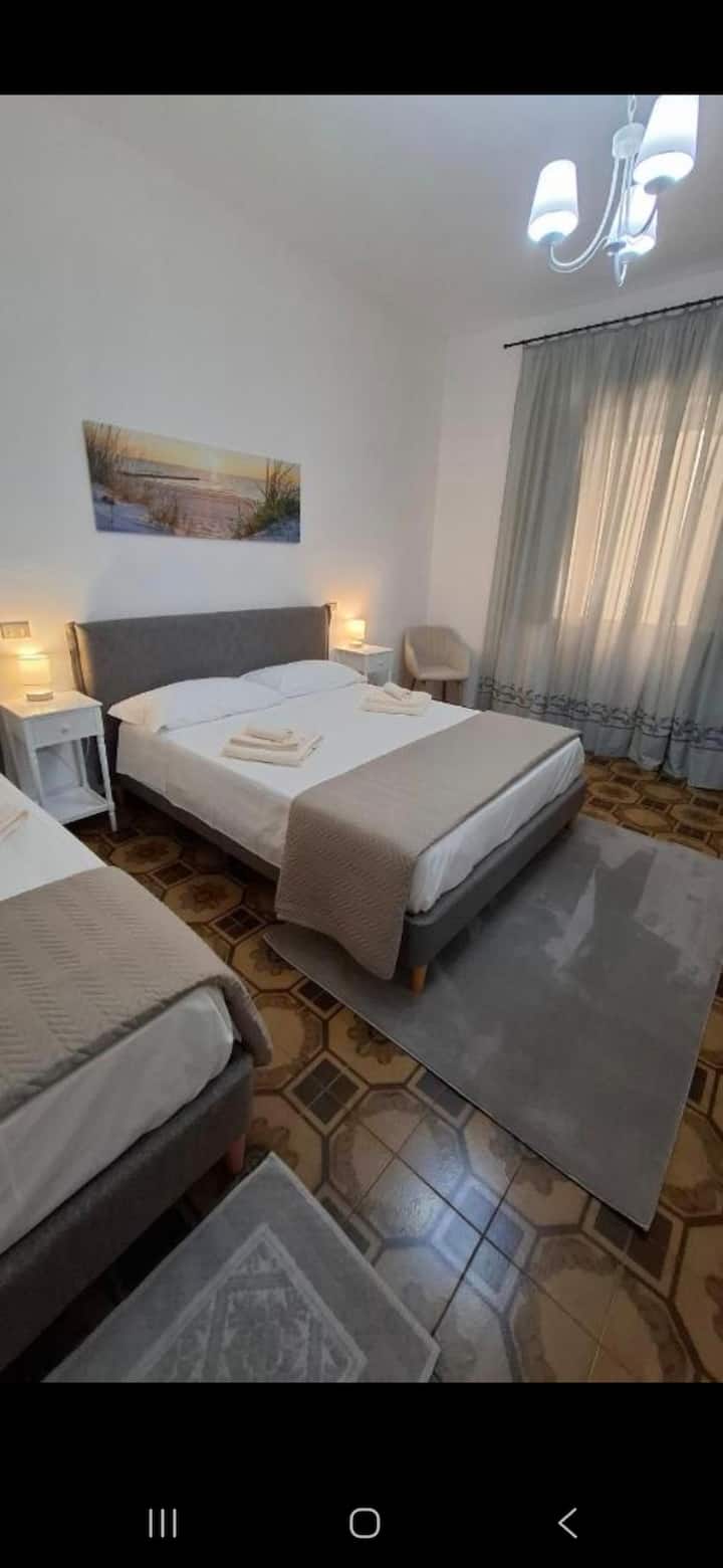 Casa Vacanza
House On The Road - Monti