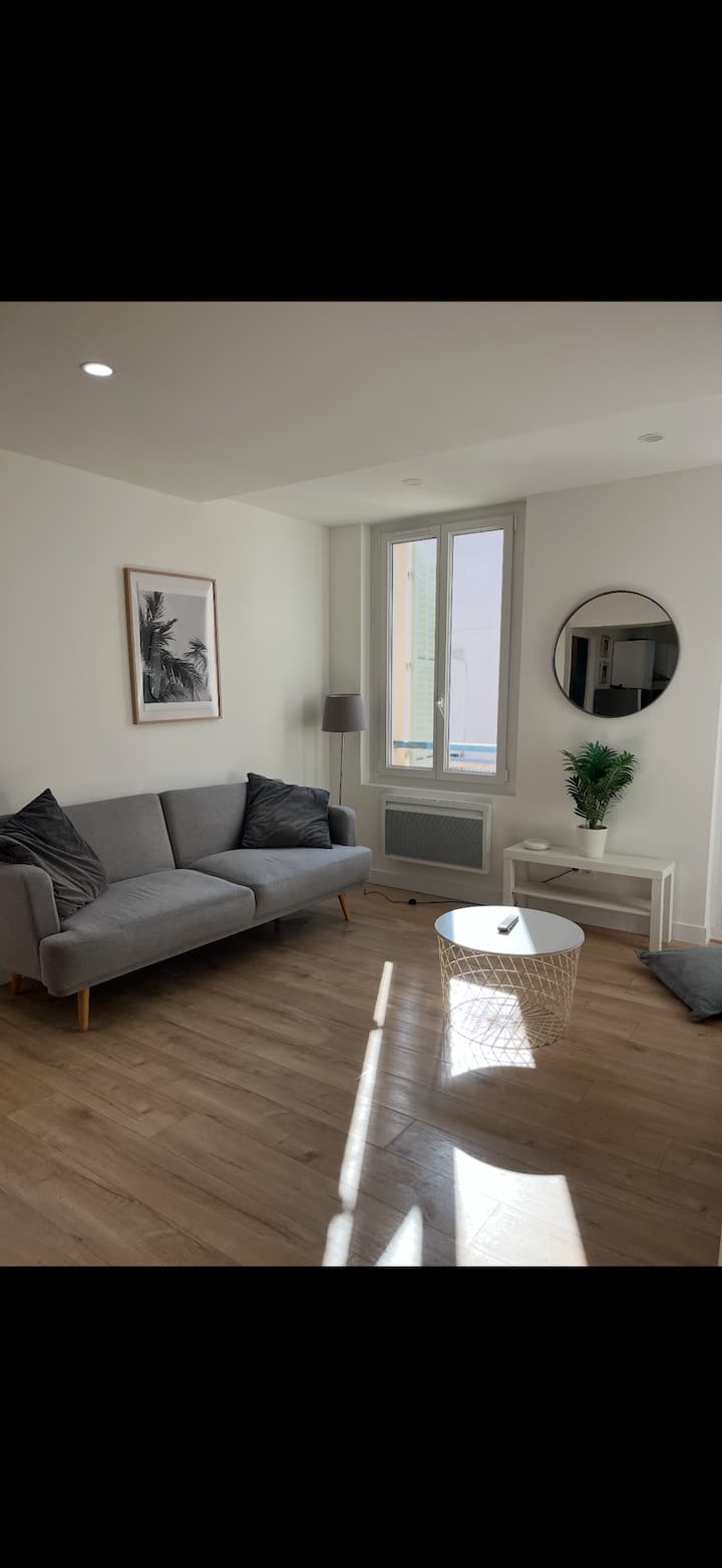 Location T4 Sur Le Port De Toulon - Toulon