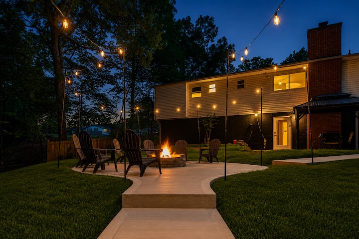 Luxury Ut Retreat W/ Vol Barn And Backyard Oasis! - Knoxville, TN