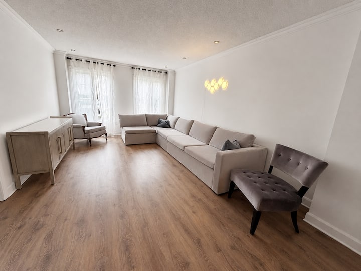 Spacious Bright Home In Richmond Hill - Vaughan