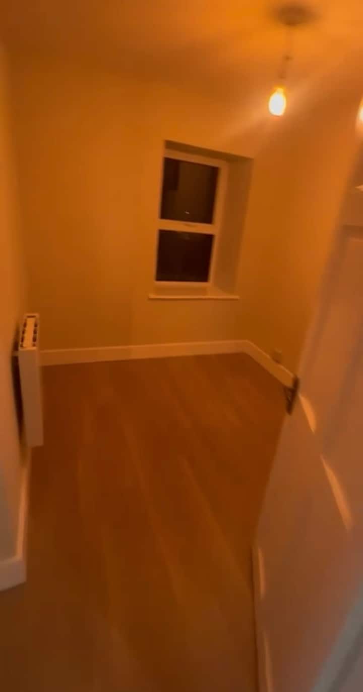 Newly Renovated Apartments, 2 Bedroom, Wardrobes - Athlone