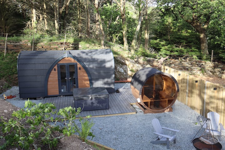 The Hideaway Spa Cabin Hot Tub & Sauna - Barmouth