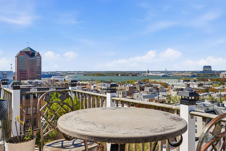 Canton Rooftop Harbor View | Skyline Deck +Parking - Essex, MD