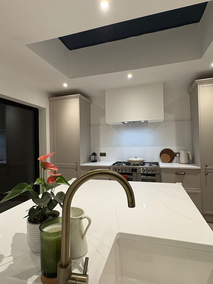Modern Family Home 2 Mile Walk To Royal Birkdale - Southport