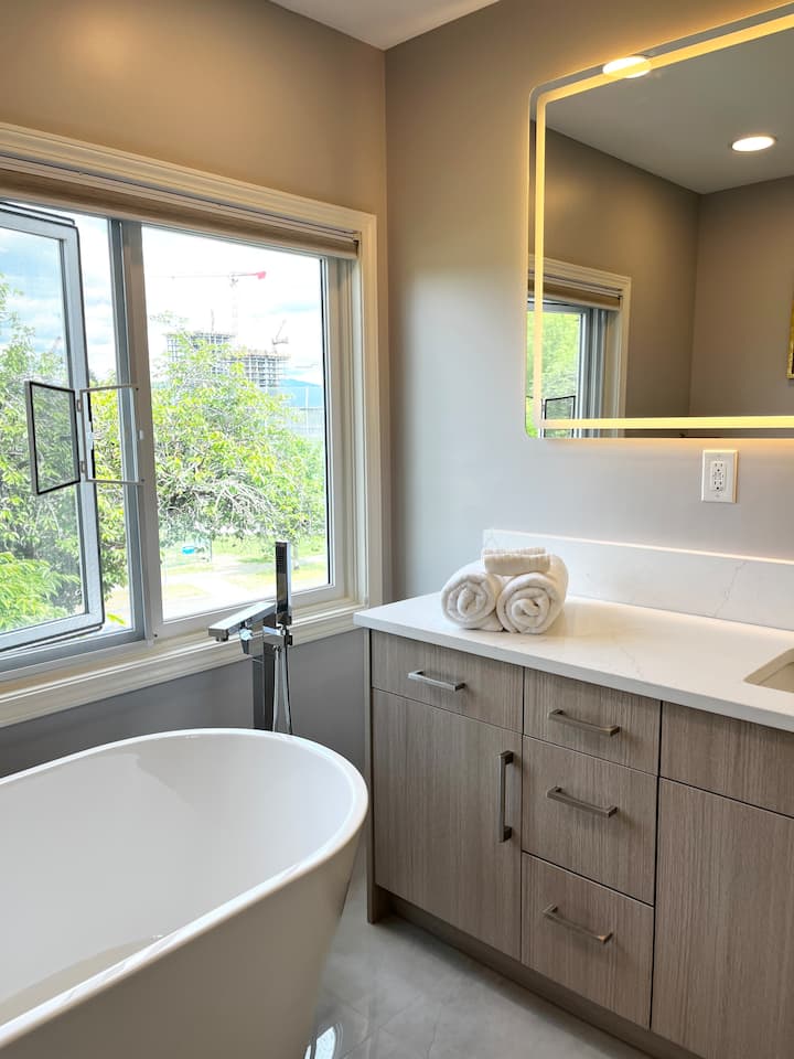 爱佳温居—Just 15 Min From Both Airport & Downtown - Vancouver