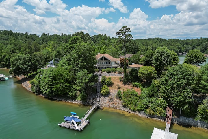 Secluded Waterfront: Private Dock & Trails - Lake James, NC