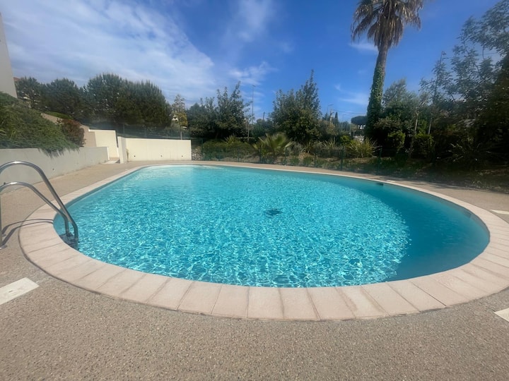 Tout Confort Grande Terrasse Piscine & Parking - Juan-les-Pins