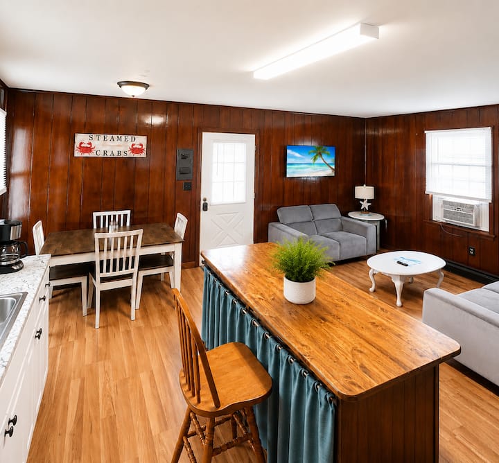 Sharkeys | Coastal Cabin-water View + Sunset - Chincoteague, VA
