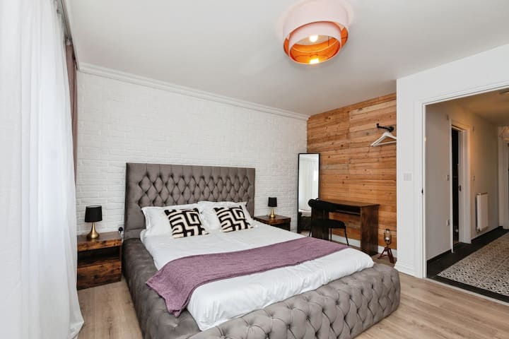 Cozy Boutique - Basingstoke