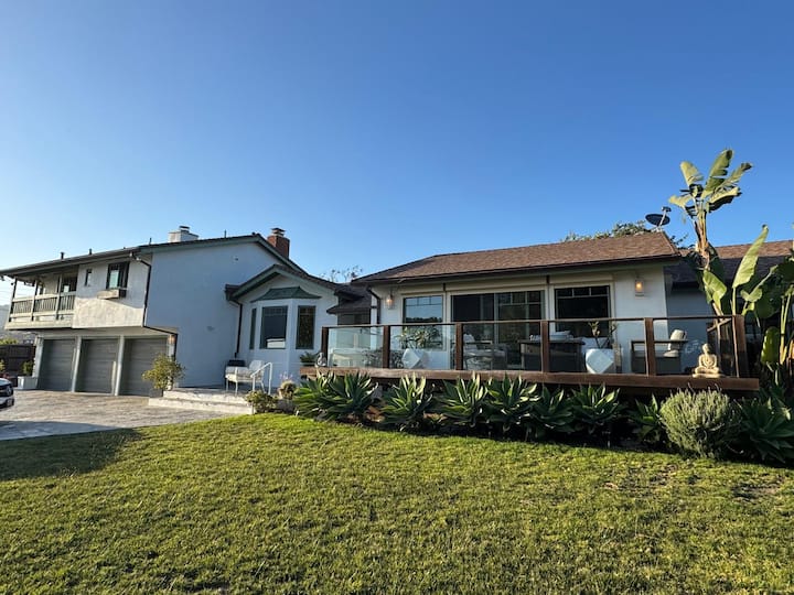Charming Malibu Family Home Gorgeous Ocean Views - Malibu, CA