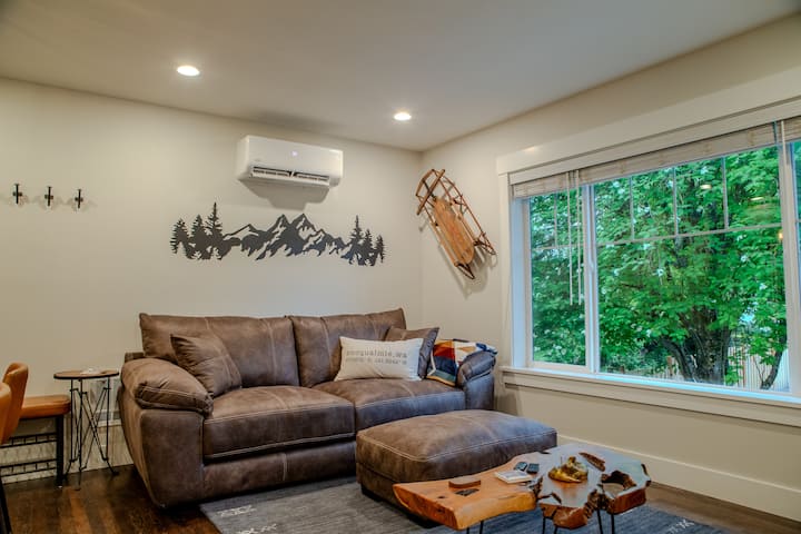 Downtown Snoqualmie Guesthouse W/ Private Garage - Snoqualmie, WA