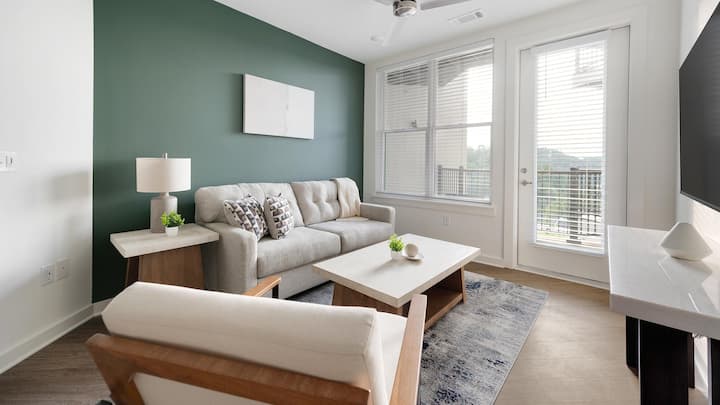 Landing | Amazing 2bd, Clubhouse, Gym - Brentwood, TN