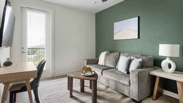 Landing | Stunning 1bd, Gym, Clubhouse - Brentwood, TN